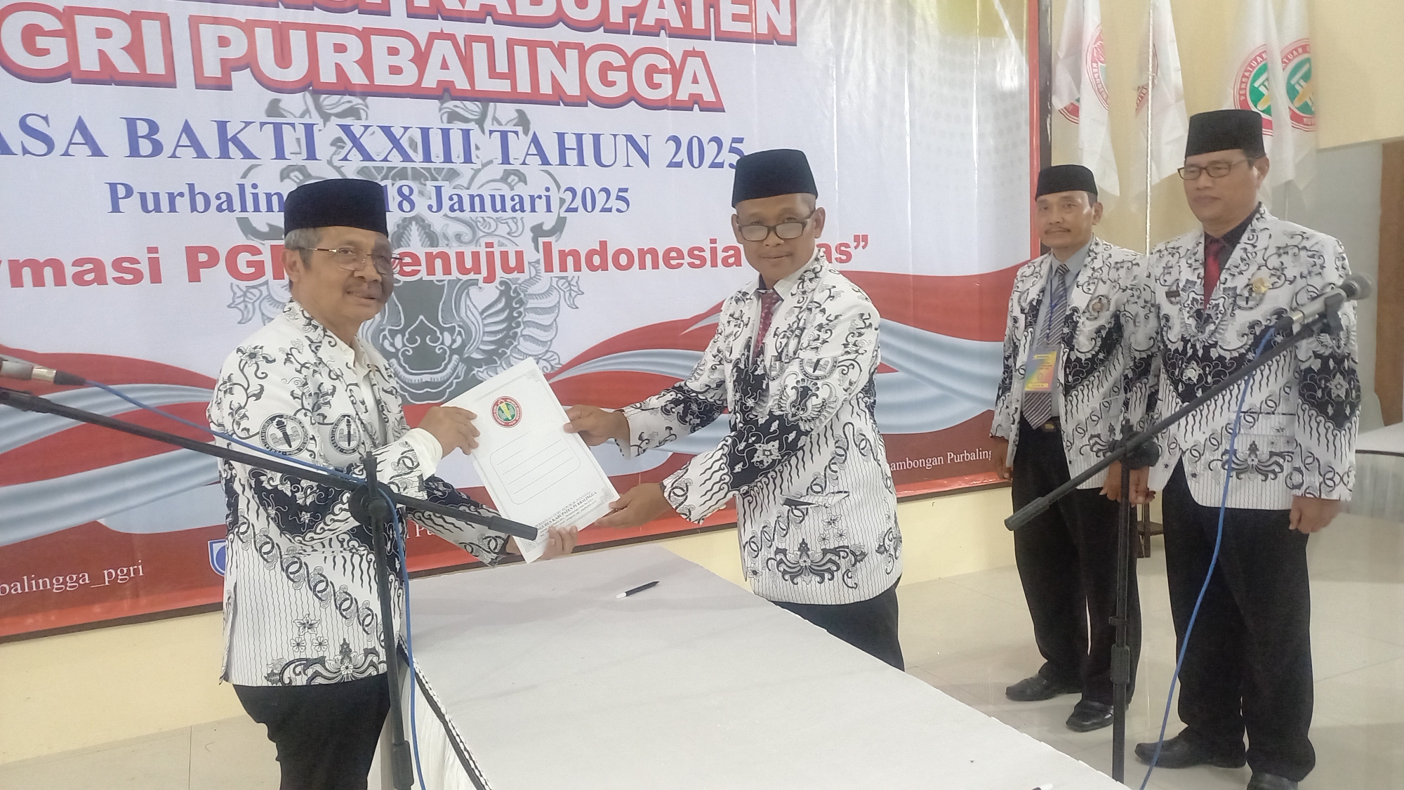 Joko Sumarno SPd MPd Terpilih Secara Aklamasi Pimpin Kembali PGRI Kab ...