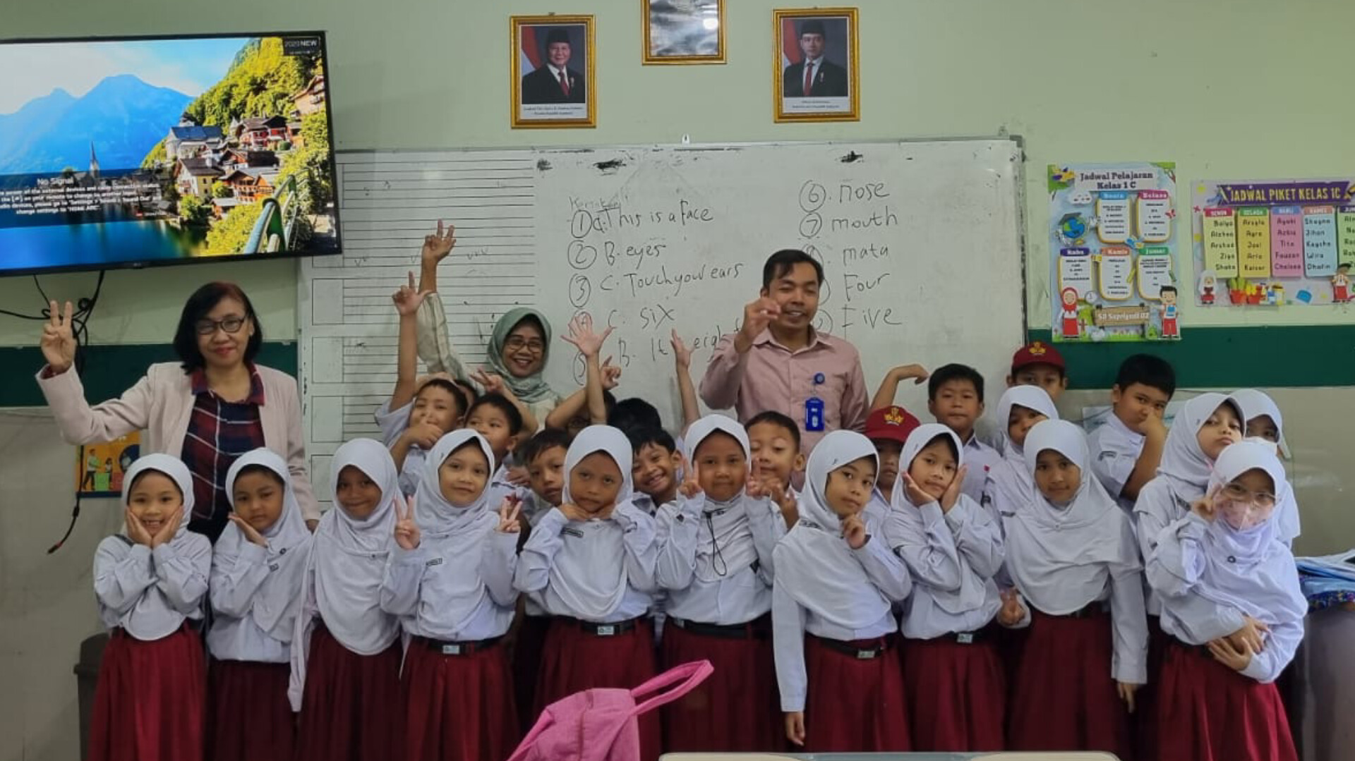 Pengajaran Bahasa Inggris Berbasis Code Switching